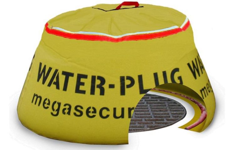 Water-Gate flood defences: an emergency solution